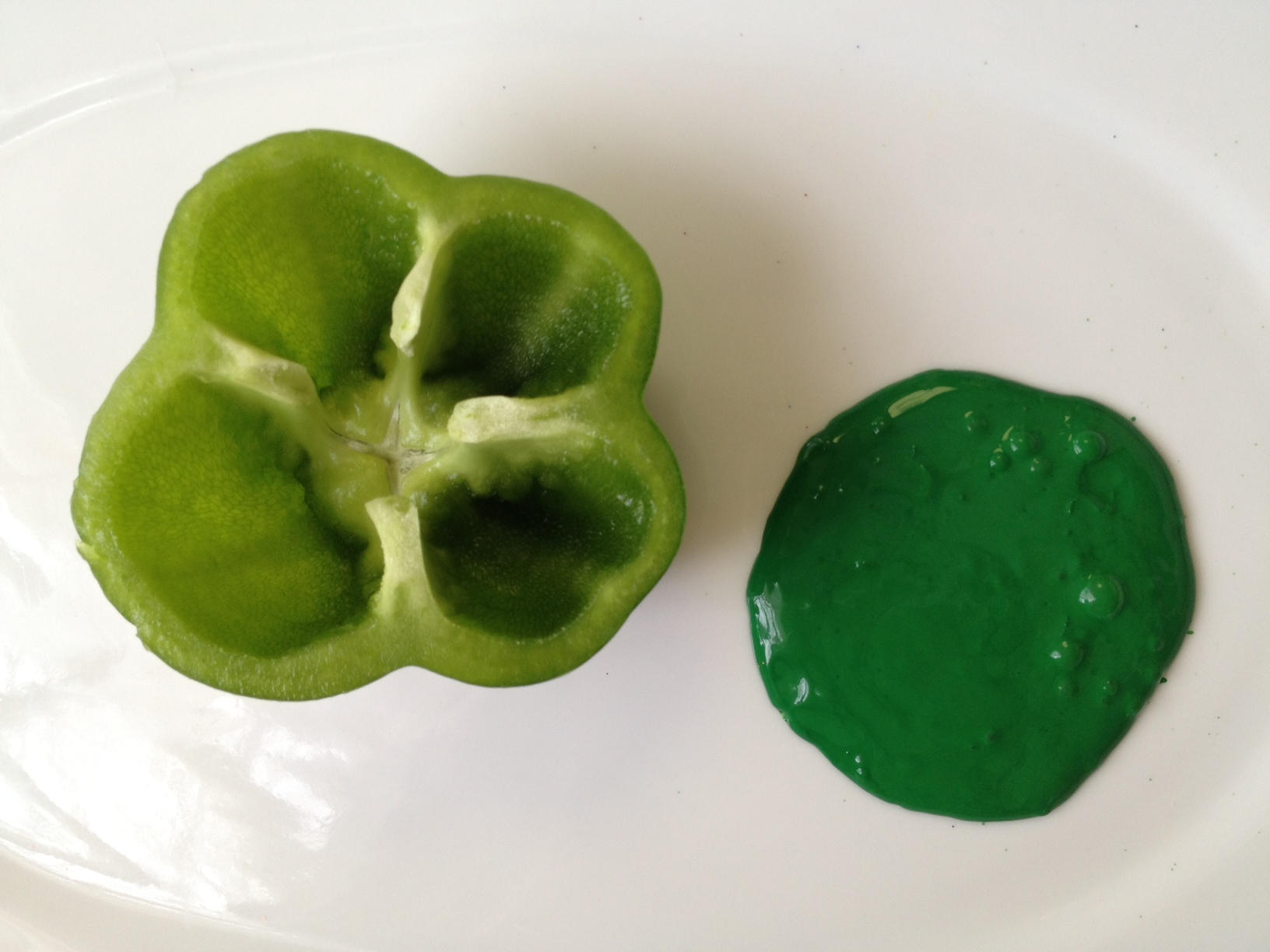 Lucky Clover Pepper Stamps, Frugal & Fun Craft for the Kids - Wheel N ...