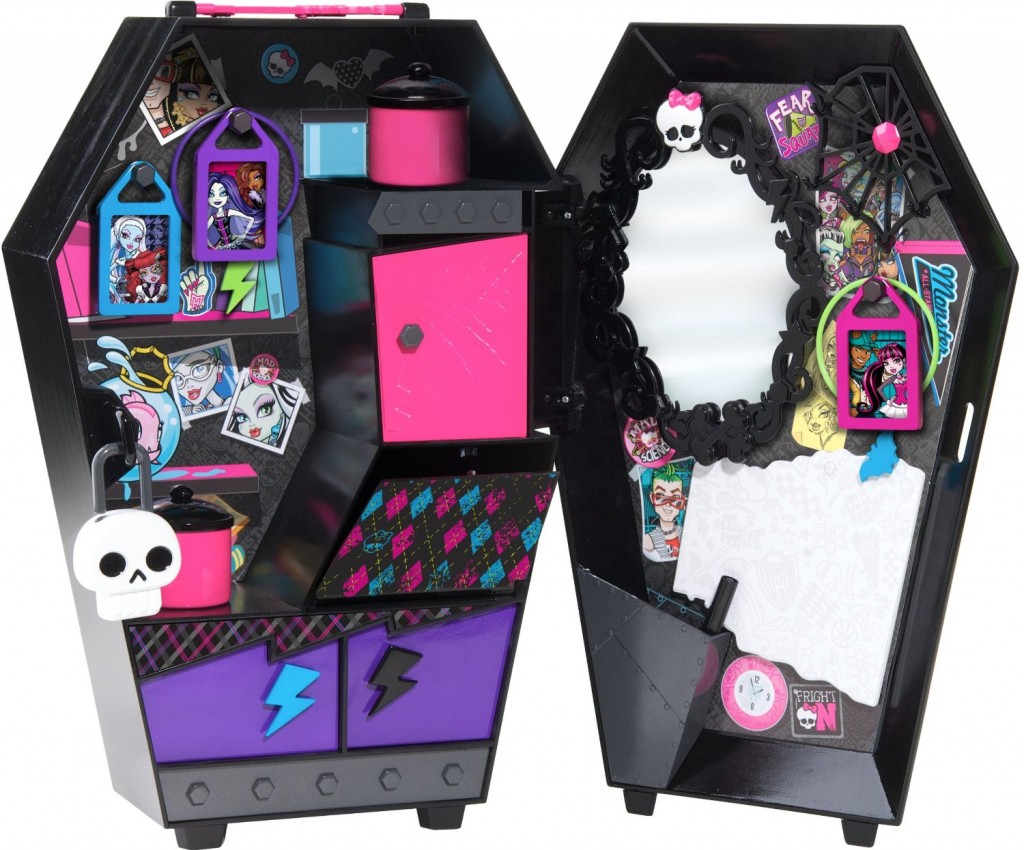 Monster High Fang-Tastic Locker only $15.80! (Reg. $34.99) - Wheel N ...